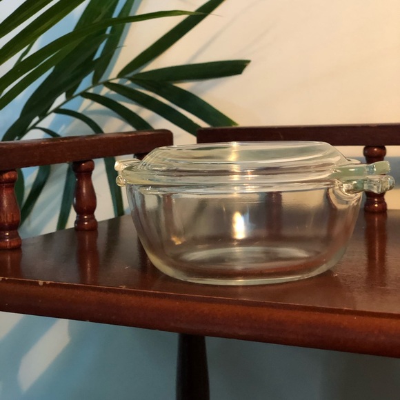 Pyrex | Kitchen | Mini Pyrex Clear Glass Baking Dish With Lid | Poshmark